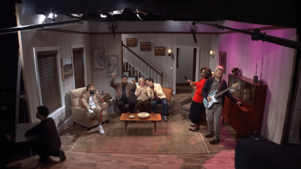 Report: Behind 'Saturday Night Live' in the room where it happens