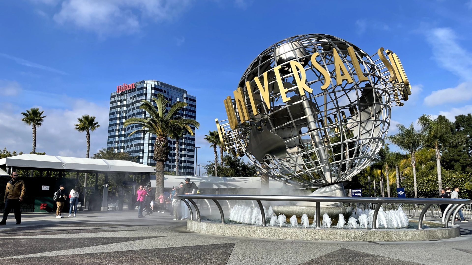 Comparaison De L'expérience Minecraft Universal Studios Avec Hollywood ...