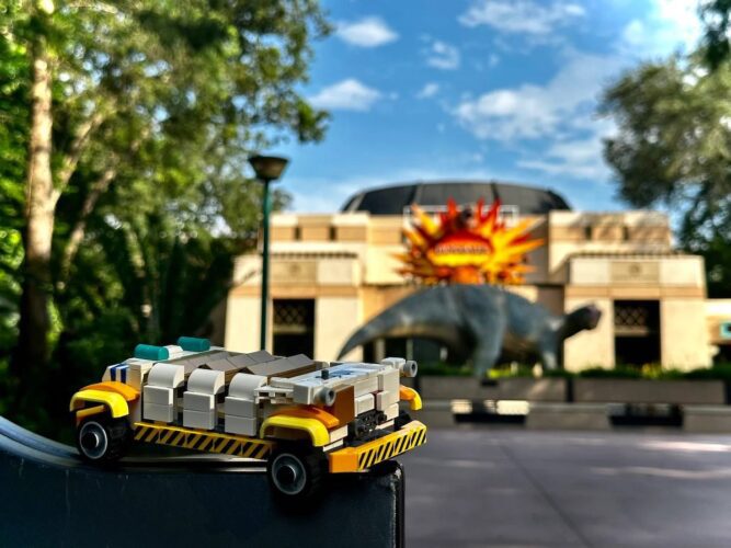 An artist's journey of creating theme parks from Lego bricks