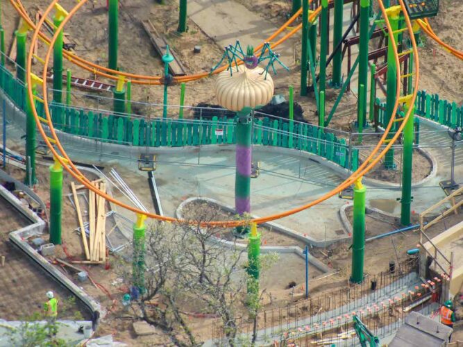 Universal's DreamWorks land adds Poppy and Branch fountain