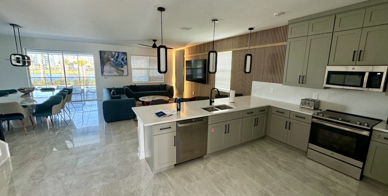 Villatel Orlando Resort offers villa rentals on International Drive