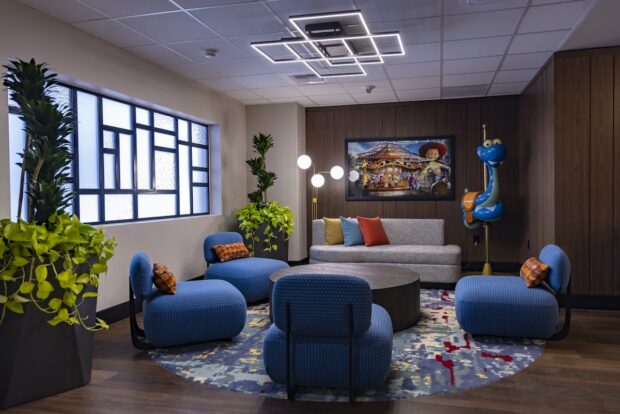 Concierge lounge, free lectures with artists at Pixar Place Hotel