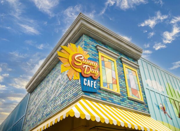 Dine with Elmo & Friends now open at Sesame Place San Diego