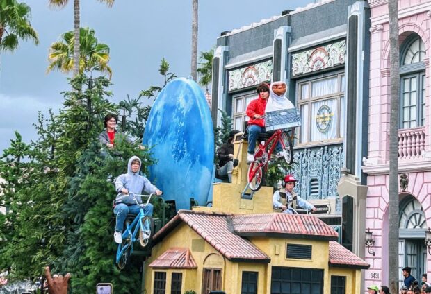 Photos of Universal's new parade floats: 'E.T.,' 'Back to the Future'