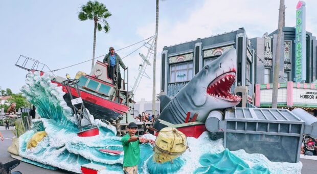Photos of Universal's new parade floats: 'E.T.,' 'Back to the Future'