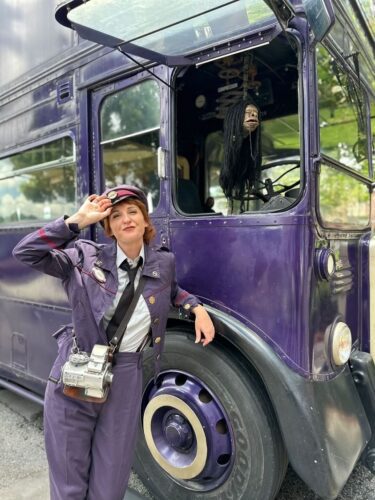 Knight Bus conductor performed by women for the first time