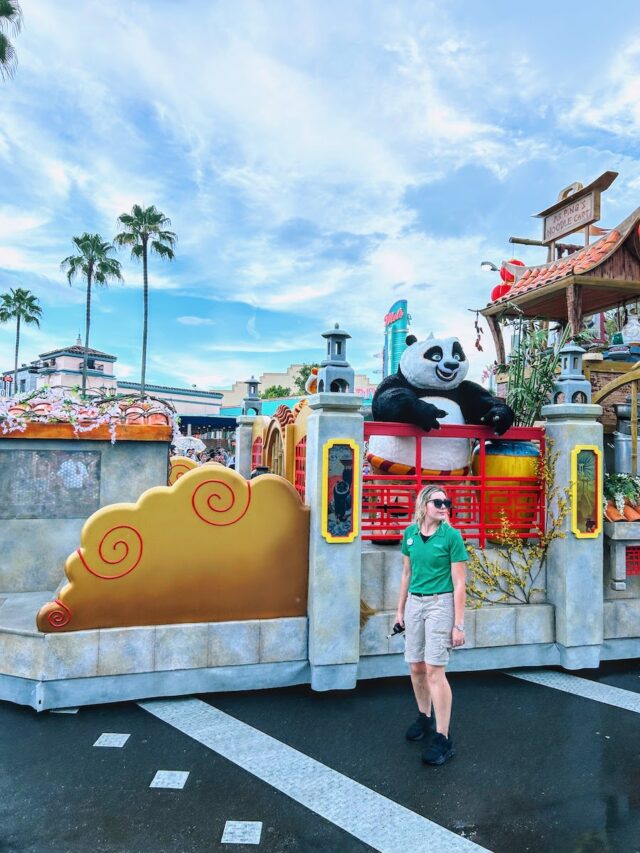 Photos of Universal's new parade floats: 'E.T.,' 'Back to the Future'