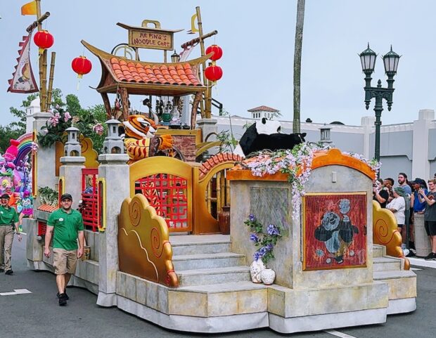 Photos of Universal's new parade floats: 'E.T.,' 'Back to the Future'