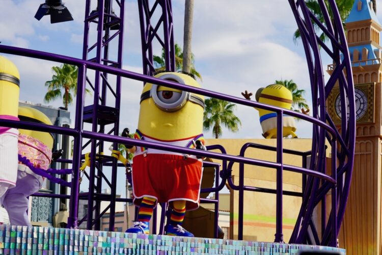 Universal Studios parade: 88 photos of visual details, characters