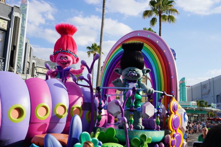 Universal Studios parade: 88 photos of visual details, characters