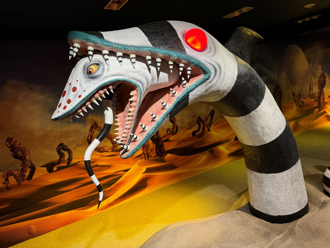 Beetlejuice Sandworm