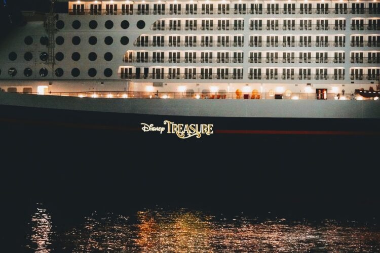 Disney Treasure cruise ship tour: 186 photos with everything