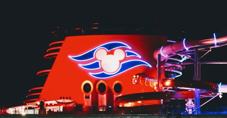 Disney Treasure cruise ship tour: 186 photos with everything