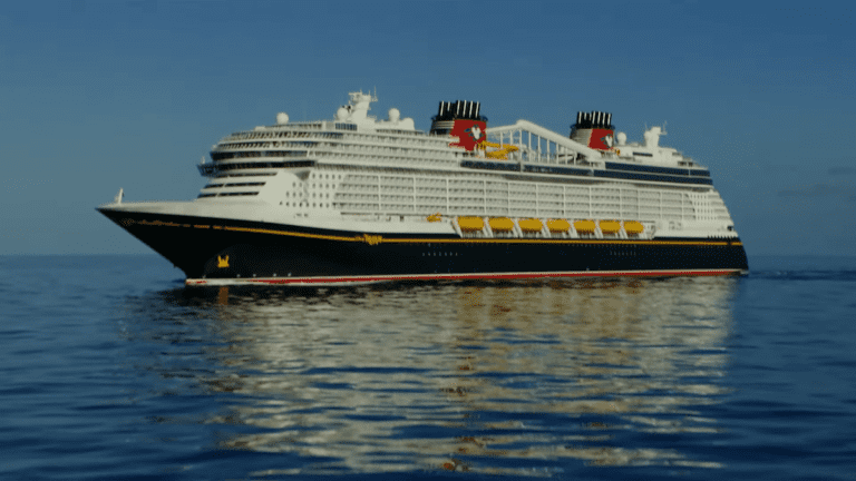 Disney Treasure cruise ship tour: 186 photos with everything