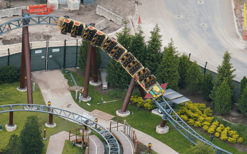 Hiccup's Wing Gliders coaster testing at Epic Universe