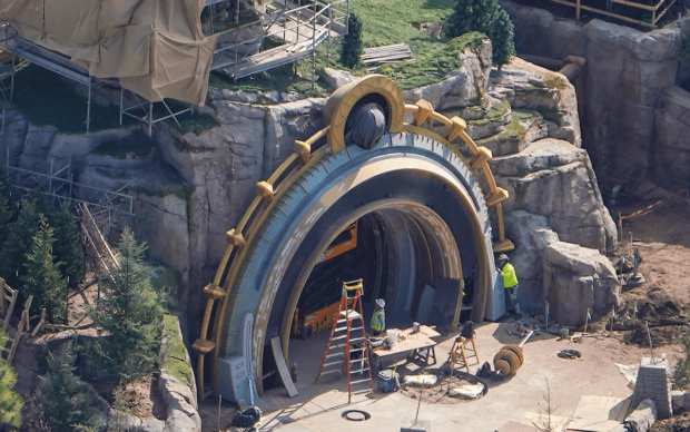 Epic Universe portals may have doors that open and close