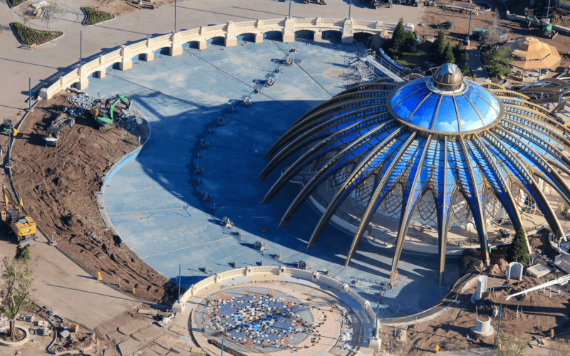 Epic Universe construction: Hub grass is here! This is not a drill!