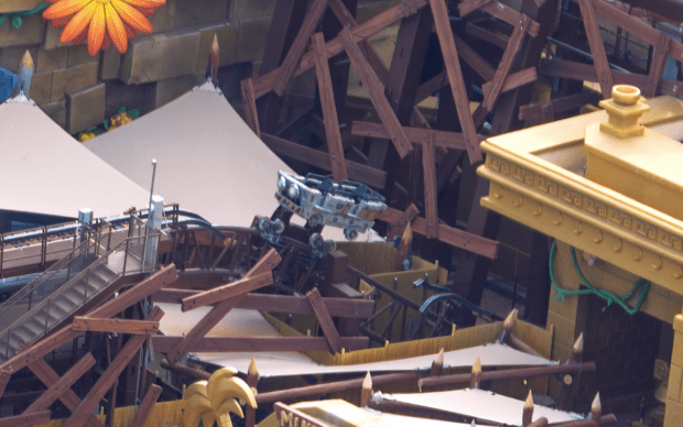 Mine-Cart Madness Donkey Kong coaster | Epic Universe review