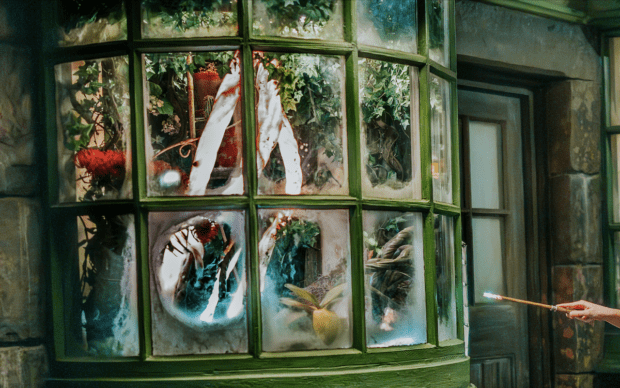 Harry Potter wands at Universal, new 'second-generation' effects