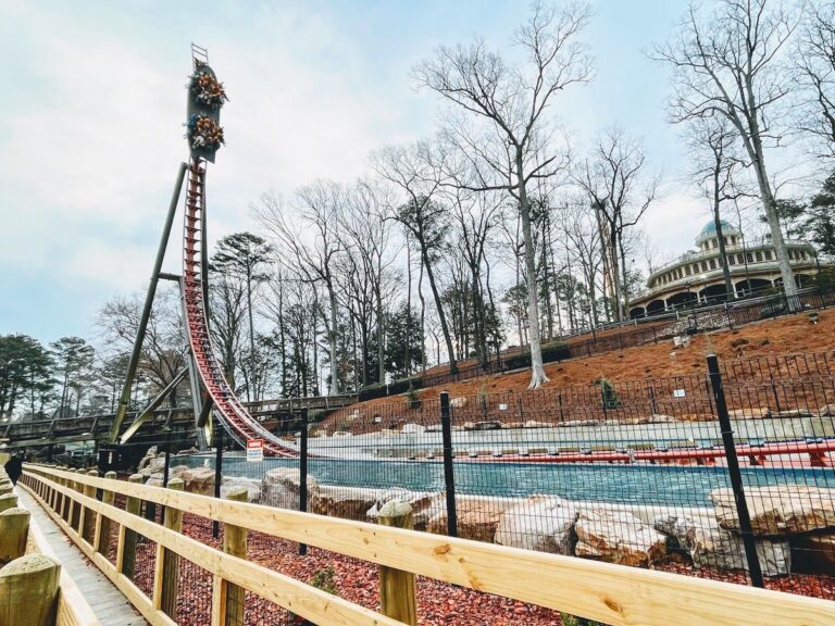 Georgia Gold Rusher roller coaster POV at Six Flags Over Georgia
