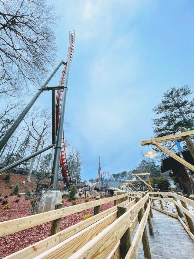 Georgia Gold Rusher roller coaster POV at Six Flags Over Georgia