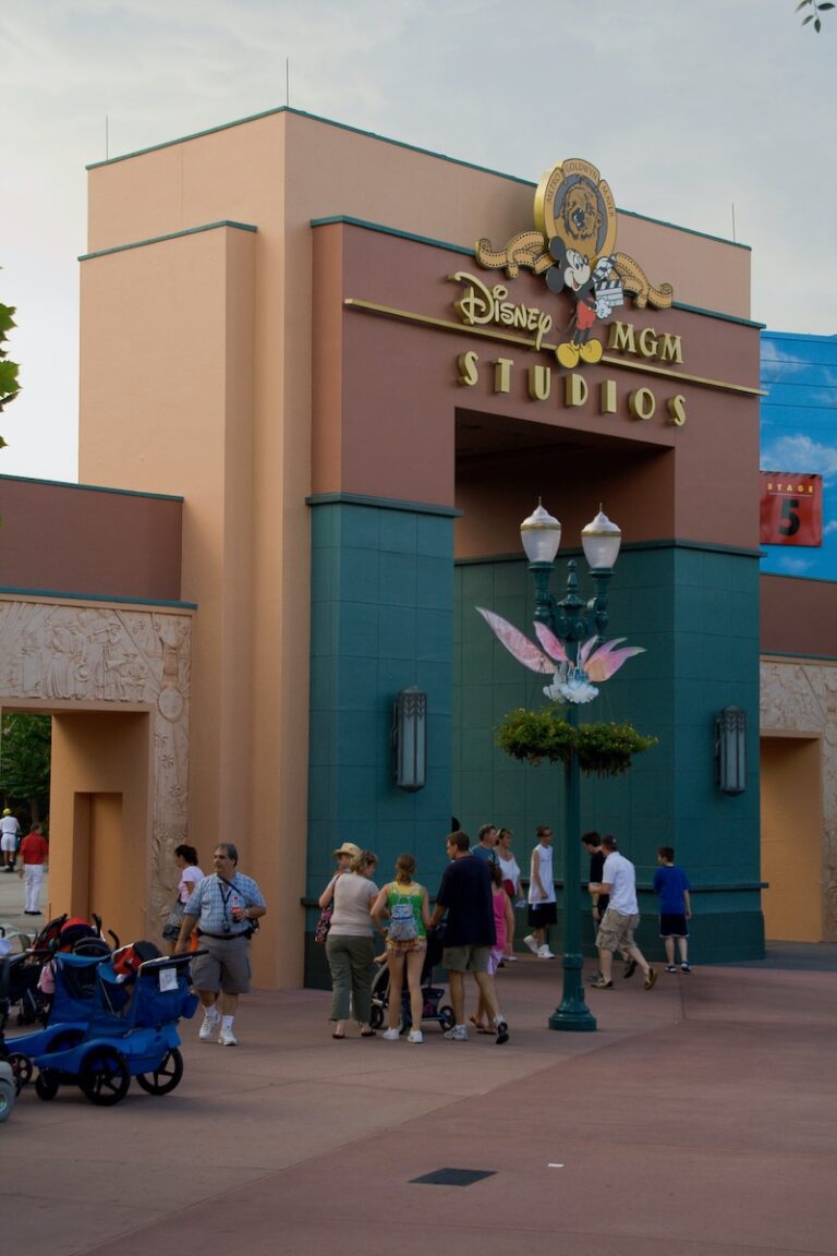 Hollywood Studios arch demolished at Walt Disney World