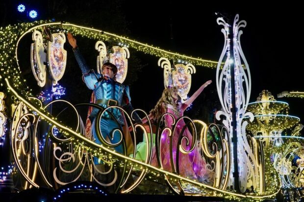 Disney Starlight at Magic Kingdom | Nighttime parade worth it?