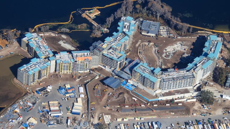 Disney Lakeshore Lodge construction at former River Country site