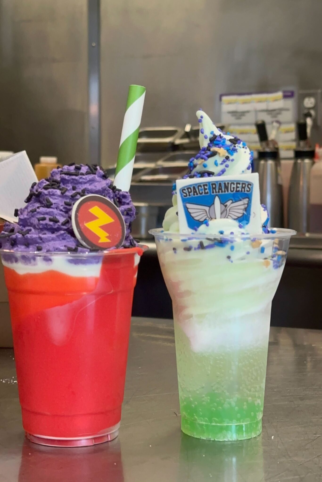 (Review) The new Buzz Lightyear drinks at Magic Kingdom couldn't be ...